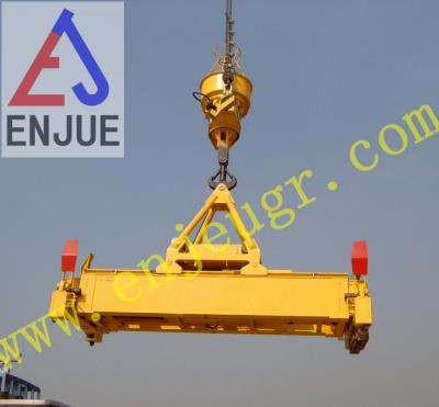 China 20 FT 40 FT Automatic Rotating Hydraulic Telescopic Container Spreader for sale