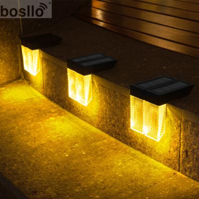 Cina Luci a parete a cristallo solare esterno 1.2V 700mAh IP44 livello impermeabile in vendita
