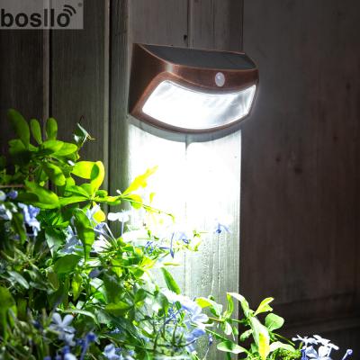 Cina OEM Solar Charging Induction Wall Lamp Light per illuminazione esterna in vendita