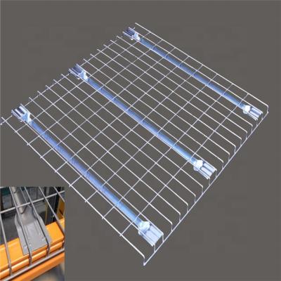 China Wire Mesh Tray Practical Heavy Duty Pallet Rack Wire Mesh Decking For Shelving for sale