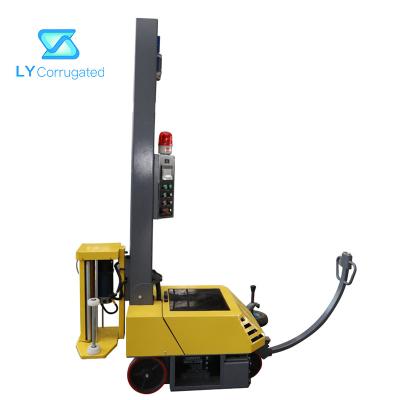 Cina 2400mm Walking Pre Tension Film Wrapping Carton Packing Machine 75M/Min in vendita
