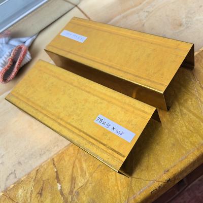 Китай Специализированный потолочный профиль Стальной Металлической Furring Channel C Stud U Track Для Подвешенной потолочной сетки продается