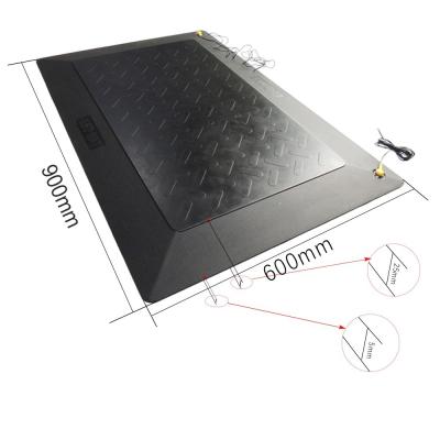 中国 20mm ESDの床のマットをかみ合わせる900*600mm Tの歯 販売のため