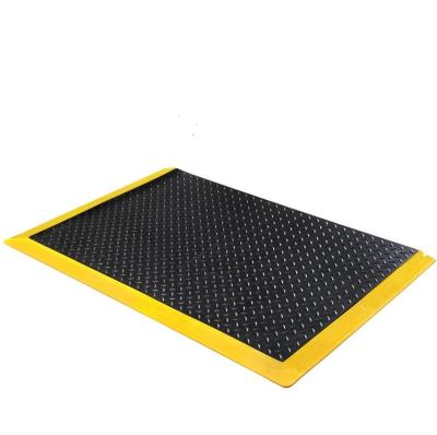 中国 Barber Mat Anti fatigue ESD Antistatic Conductive Floor Mat With Standard Size0.9*0.6M*16MM 販売のため
