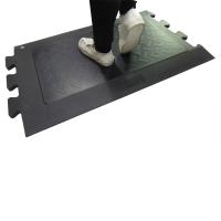 China ESD Interlocking Anti Fatigue Mats 15mm 20mm 25mm Thickness PVC Conductive Rubber for sale