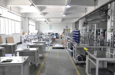 Cina Face Mask Making and Ear loop Ultrasonic Welding KN95/N95 Machine CE Certificate in vendita