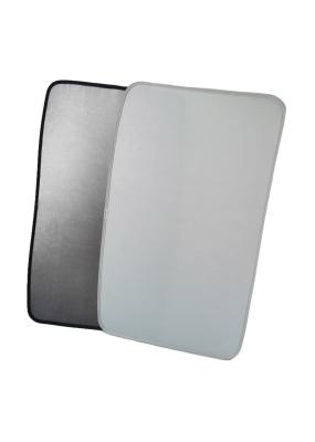 Cina Tesla Lightweight Sun Shade resistenza al vento pieghevole per il tetto auto in vendita