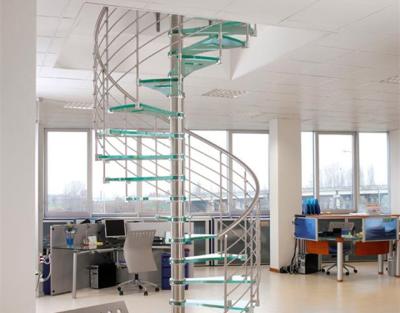 China hot model laminated clear glass tread spiral staircase with rod bar railing for sale