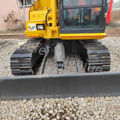 Cina PC70-8 usato Komatsu Construction Excavator con altezza massima di scavo 7150mm in vendita