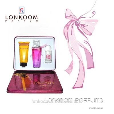 Cina Il regalo del profumo della lozione GMPC del corpo del gel della doccia di Lonkoom mette per lei in vendita