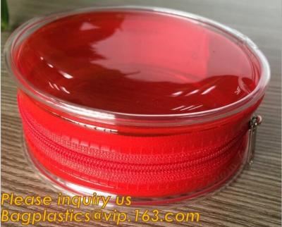 Chine Sac d'article de toilette de PVC de forme de tube, lavage de PVC/sac d'article de toilette avec la poignée en plastique de tube, PVC clair transparent imperméable de sac d'article de toilette à vendre