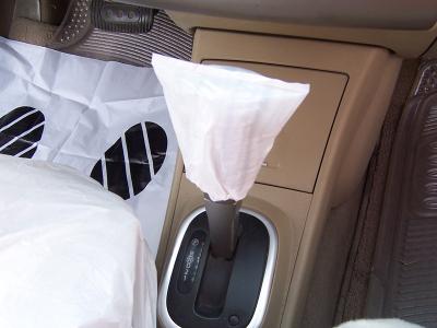 Cina Organizzatore automatico di Tiro della copertura del cuscino ammortizzatore della copertura del motociclo della copertura di Seat della copertura dell'animale domestico di Seat della copertura della copertura automatica automatica automatica di riserva della poggiatesta in vendita