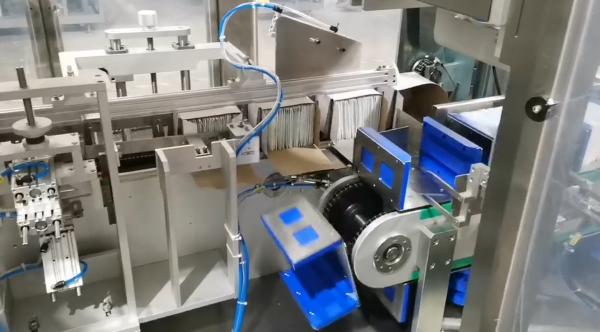 Quality Automatic Facial Mask Cartoning Machine with Dual-Robot Soft Loading and for sale