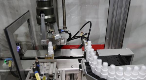 Quality Automatic Small Bottle Filling and Capping Monoblock Machine with 4-Head Servo for sale