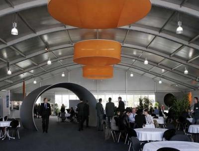China 500 People Curved Transparent Roof Clear Span Curve Wedding Marquee Tents Tent For Wedding for sale
