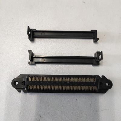 Cina Connettore di TYCO RJ21 25 connettore del campione IDC di Centronic del maschio di paia con il collarino per cavi in vendita