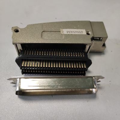 China Amphenol 957 Type van de Schakelaar het Mannelijke Stop IDC van 100 Speldcentronics met Zinkdekking Te koop