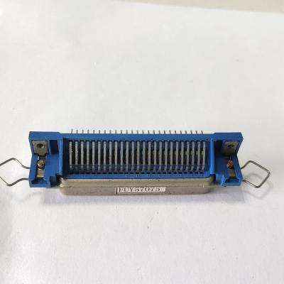 中国 14 24 36保釈クリップが付いている50のPin Centronic PCBの直角のメス コネクタ 販売のため