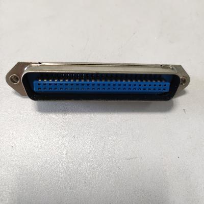 Cina Tipo connettore centronics della IMMERSIONE di Pin dell'angolo retto maschio 50 del PWB con le serrature del bordo in vendita