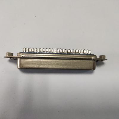 Cina clip della cauzione del campione 36 50 Pin Centronic Solder Female Connector della linea centrale di 0.085in in vendita