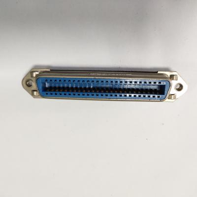 Cina clip della cauzione del campione 36 50 Pin Centronic Solder Female Connector della linea centrale di 0.085in in vendita