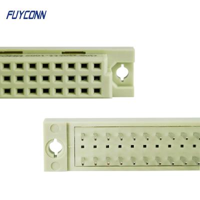 Cina 3 passo europeo del connettore 2.54mm dell'incavo del recipiente di BACCANO 41612 del PWB di Pin Straight di file 20 in vendita
