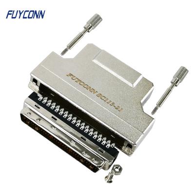 Cina connettore maschio della tazza MDR della lega per saldatura del connettore di 50Pin SCSI con il cappuccio del metallo in vendita