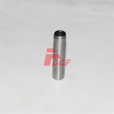 China 6D102 Intake Valve Guide 3904408 Exhaust Valve Guide 3904409 for sale