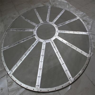 Cina La precisione di filtrazione 1μM Dia 100mm 3.2Mpa ha sinterizzato il disco del filtro in vendita