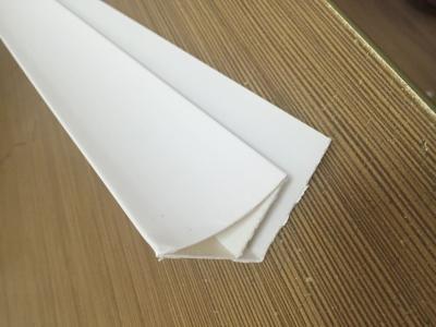 Cina clip superiore espelsa lucida di profili della plastica di 4CM per il bordo di drenaggio del giardino pensile della stanza in vendita