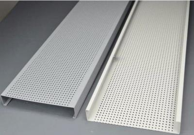 Cina Strisce di soffitto di alluminio/resistenza della corrosione falsa dei pannelli per soffitti in vendita