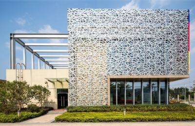 Cina Planarità che scolpisce larghezza laminata decorativa di esterno 200mm del pannello di parete in vendita