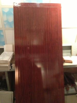 Cina Spessore a prova d'umidità del modello 2cm della striscia del pannello della porta del bagno del PVC della toilette in vendita