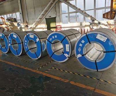 중국 산업용 애플리케이션을 위한 매끄러운 표면 마감 무방향 전기 강판 1000mm 폭 0.5mm 두께 판매용