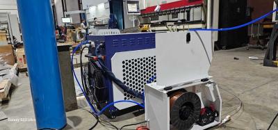 China Raycus 1500W 2000W 3000W Handheld Laser Welding Machine with User-Friendly Control System for sale