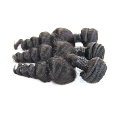 China 100 extensões fracas genuínas do cabelo encaracolado, cabelo humano do Weave fraco da onda à venda