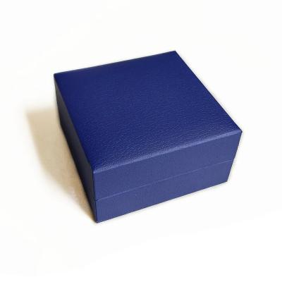 Cina Scatola di imballaggio regalo in cartone con logo personalizzato e tipo di compensato per imballaggio regalo in vendita
