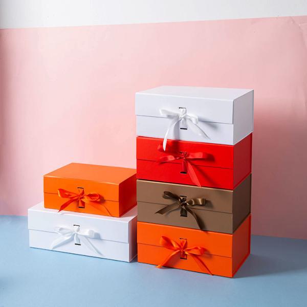 Quality Folding Rigid Candy Boxes Corrugated Cardboard Clothing Gift Box For Holiday for sale