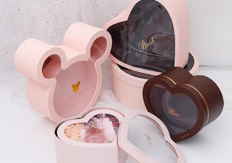 Quality Heart Mickey Valentines Gift Box Floral Rigid Cardboard Boxes PVC Window Display for sale