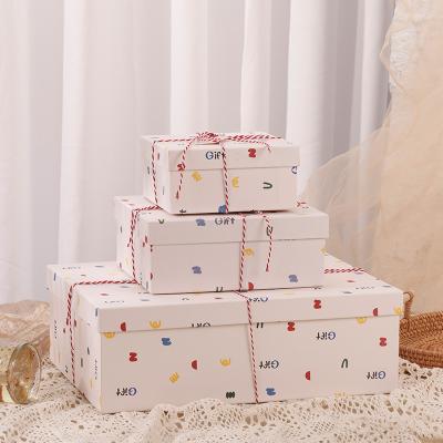 China Perfume 15cm Packaging Paper Box Skin Care Packaging Box Holiday Gift Box for sale