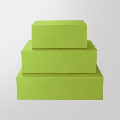 China Foldable magnetic folding box Vibrant Red Green Orange Blue luxury cosmetic packaging boxes for sale