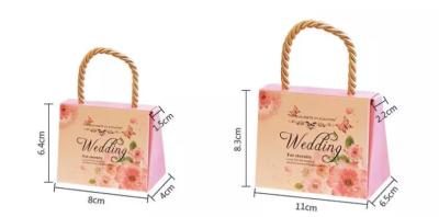 Cina sacco di carta lucido della damigella d'onore della laminazione di 200gsm Mini Wedding Paper Gift Bag in vendita