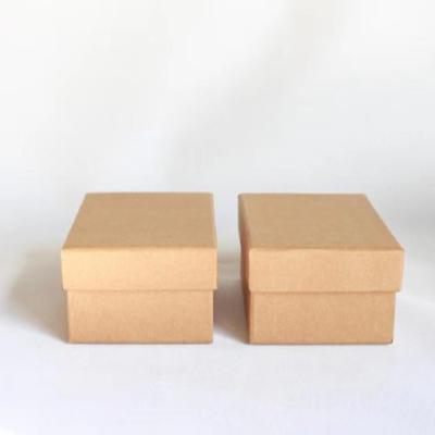 China Socks 1200gsm Recycled Paper Gift Box Multi Size 4x4 Kraft Boxes for sale