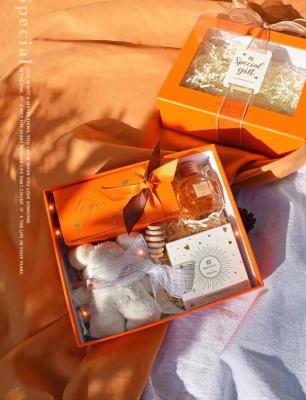 Cina contenitori di regalo rivestiti arancio della festa di 20cm*7cm*17cm con Windows trasparente in vendita
