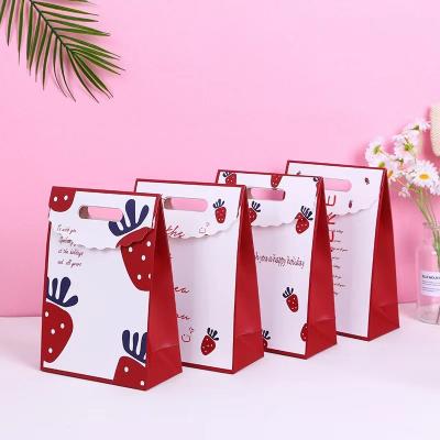 Cina scatola attuale 40cm*12cm*30cm del bordo di avorio dei sacchi di carta della stampa della fragola 130gsm in vendita