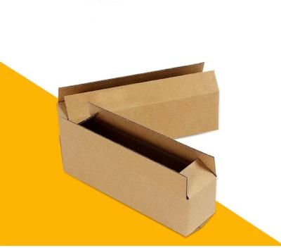 Cina Scatola di spedizione ondulata Cuboid 9cmx9cmx27cm di mobilia dei contenitori di carta kraft in vendita