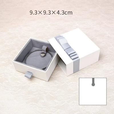 Cina Contenitori di regalo bianchi di Grey Kraft Paper Jewelry della collana del ODM piccoli con il cassetto in vendita