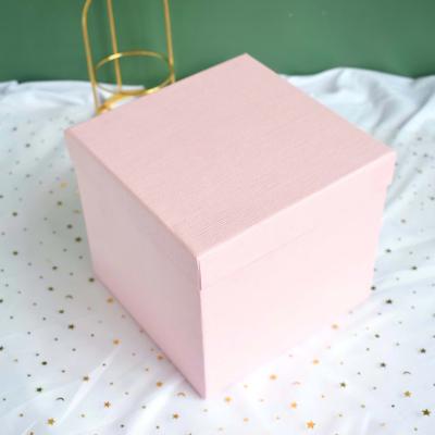 Cina Contenitore di imballaggio rosa nero del vestito da sposa dal cartone del contenitore di carta di nozze 210gsm-400gsm in vendita
