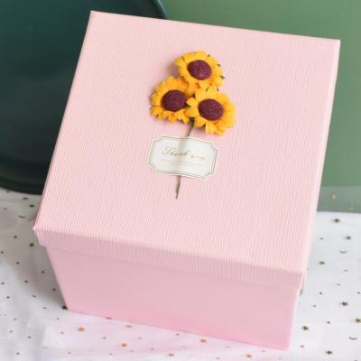 Cina Contenitore di imballaggio rosa nero del vestito da sposa dal cartone del contenitore di carta di nozze 210gsm-400gsm in vendita
