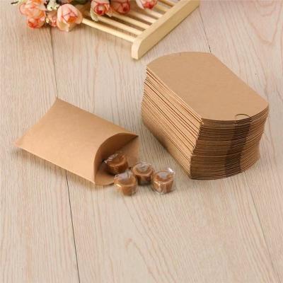 China Gewohnheit machen Brown, Kraftpapier-, daskissen bunten Elfenbein-Papier-Süßigkeits-Kasten kleine Geschenktasche einpackt zu verkaufen